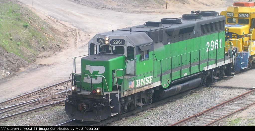 BNSF 2961